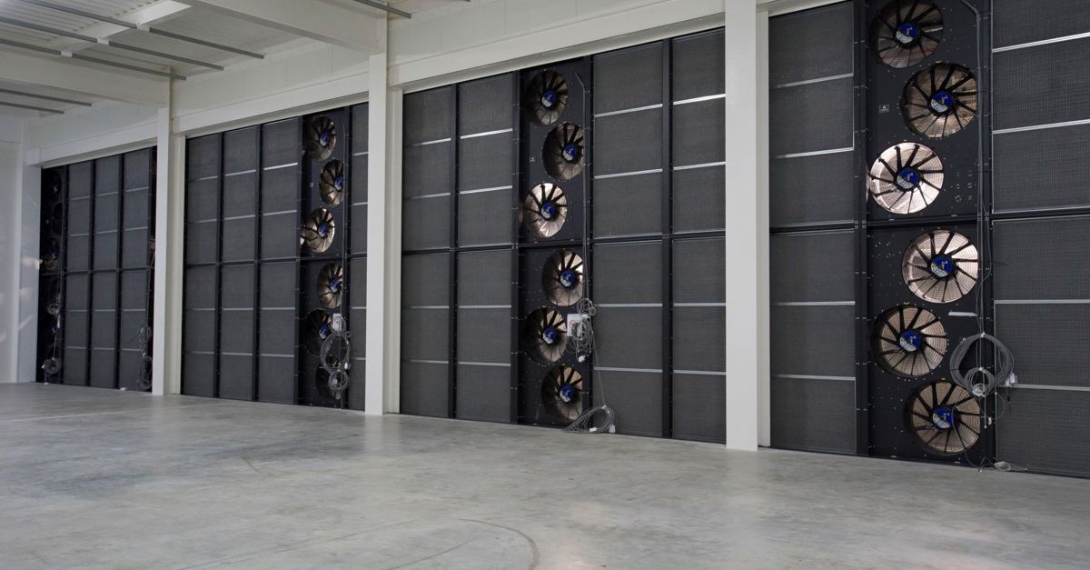 Data Centres | Crown House Technologies